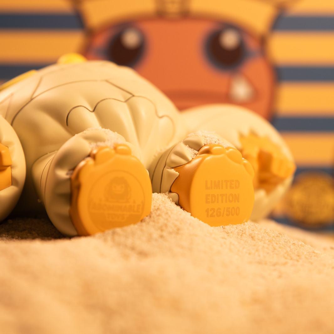 Chomp Vinyl Figures – Abominable Toys